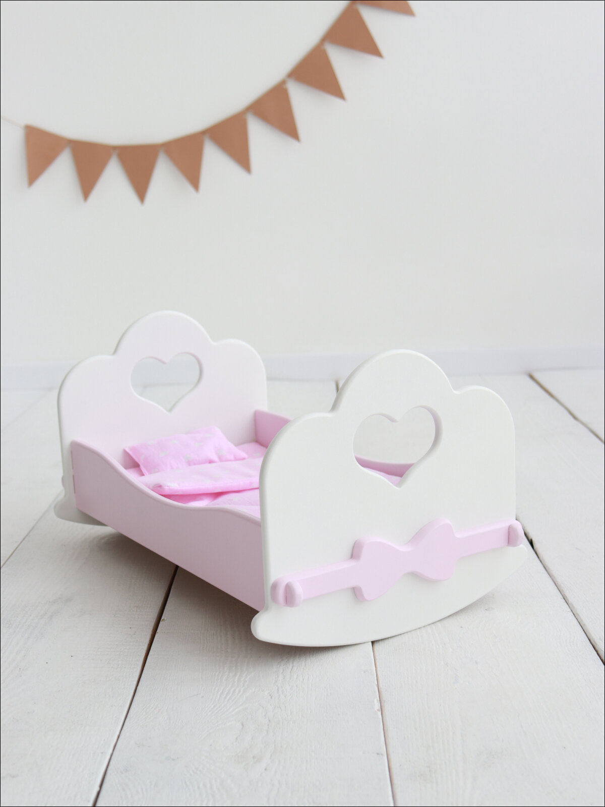 Аксессуар для кукол Sweet Home кровать