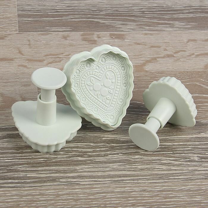 Набор плунжеров для марципана, мастики и теста "Кружева сердца"