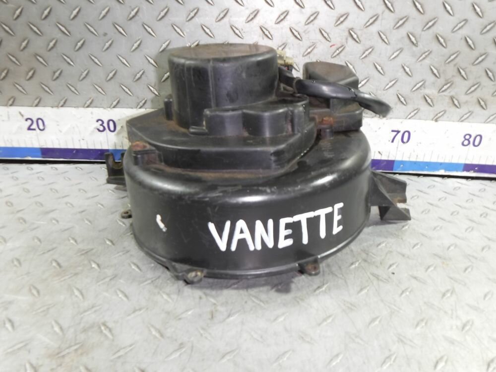 Моторчик отопителя Nissan Vanette C23