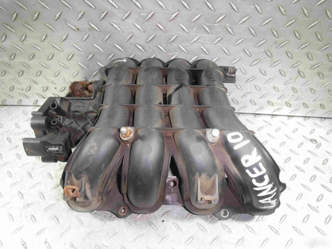 Коллектор впускной Mitsubishi Lancer X (2007—2010) MN143823