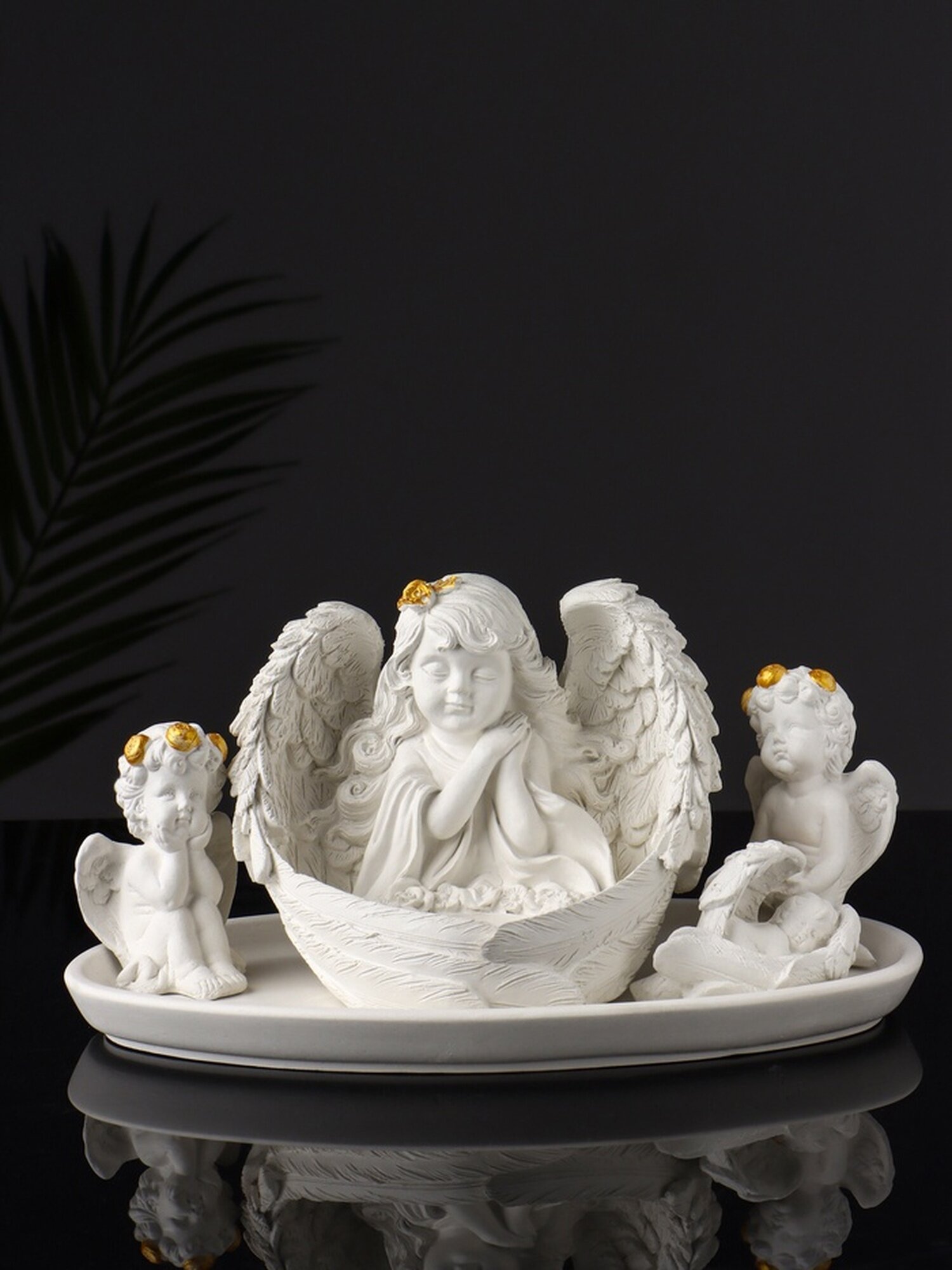 Набор фигурок на подносе Хорошие сувениры «Ангелы», гипс, белый, золотистый, 20 см x 10 см x 16 см