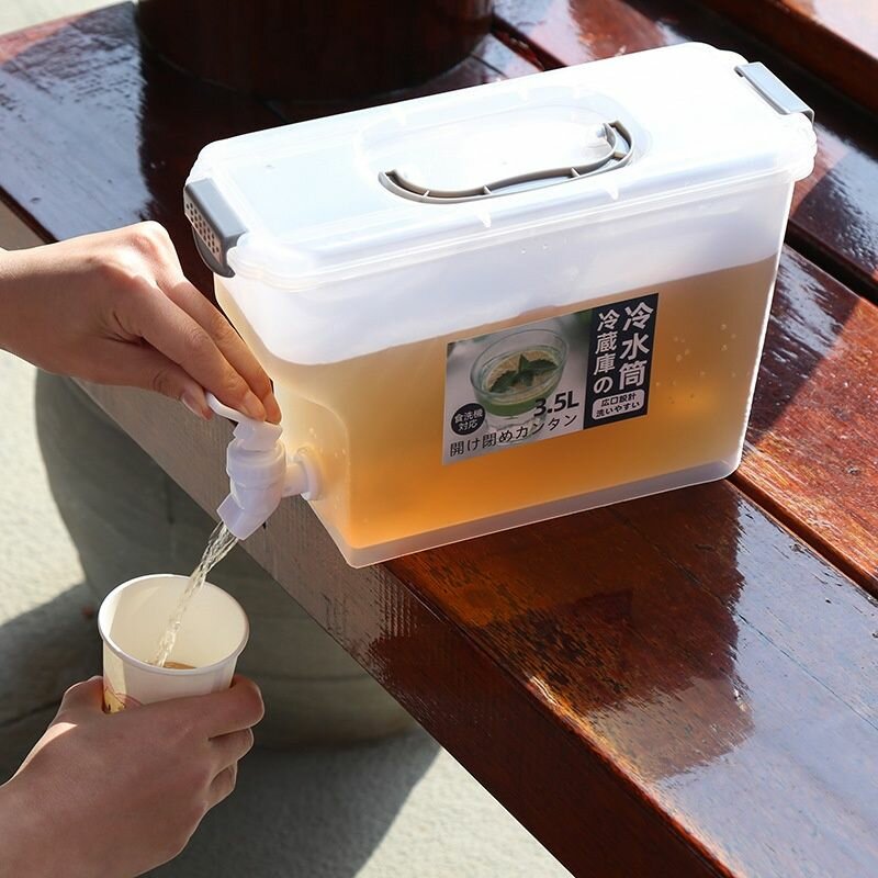 Диспенсер для лимонада общий объем 3,5л. Вместимость 3л. Лимонадник с краном. Кувшин для напитков с краном. Графин для напитков. Кувшин для воды.