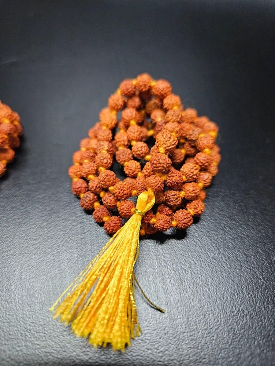 Четки бусы из Семян дерева Рудракша натуральные