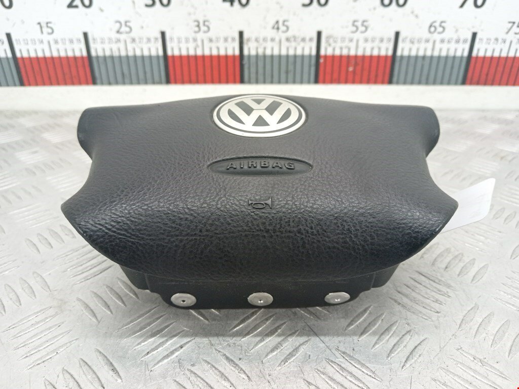 Подушка безопасности в рулевое колесо Volkswagen Passat 5 GP 3B0880201BM арт. 1875834