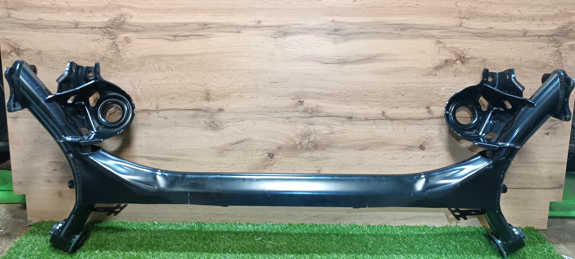 Задняя балка Peugeot 307/308/408/3008, Citroen C4/C4 B7/DS4. Новая с сайленблоками.5148WV