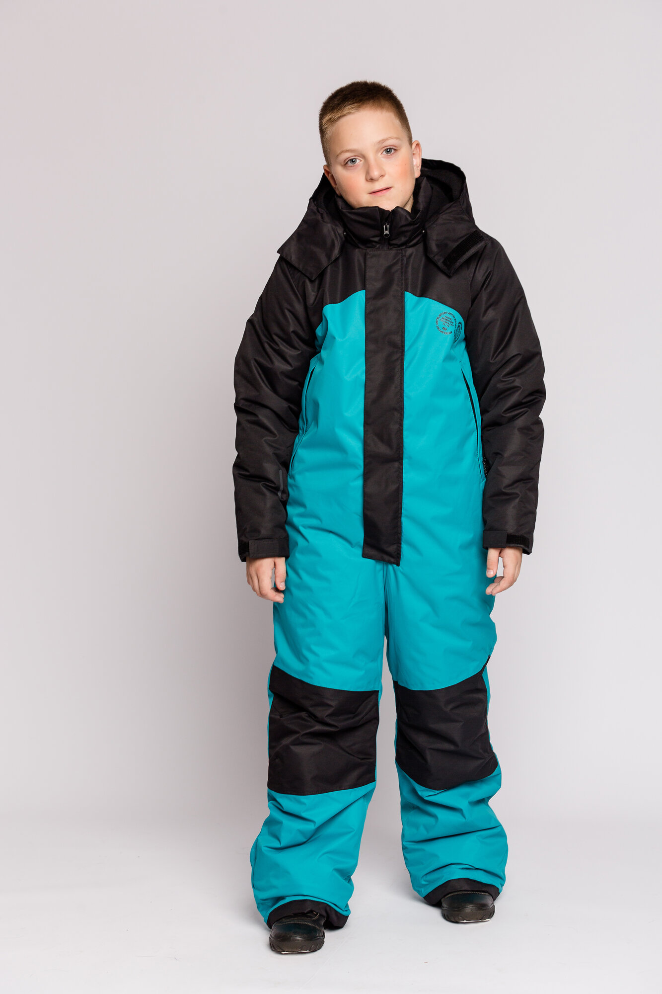 Комбинезон горнолыжный