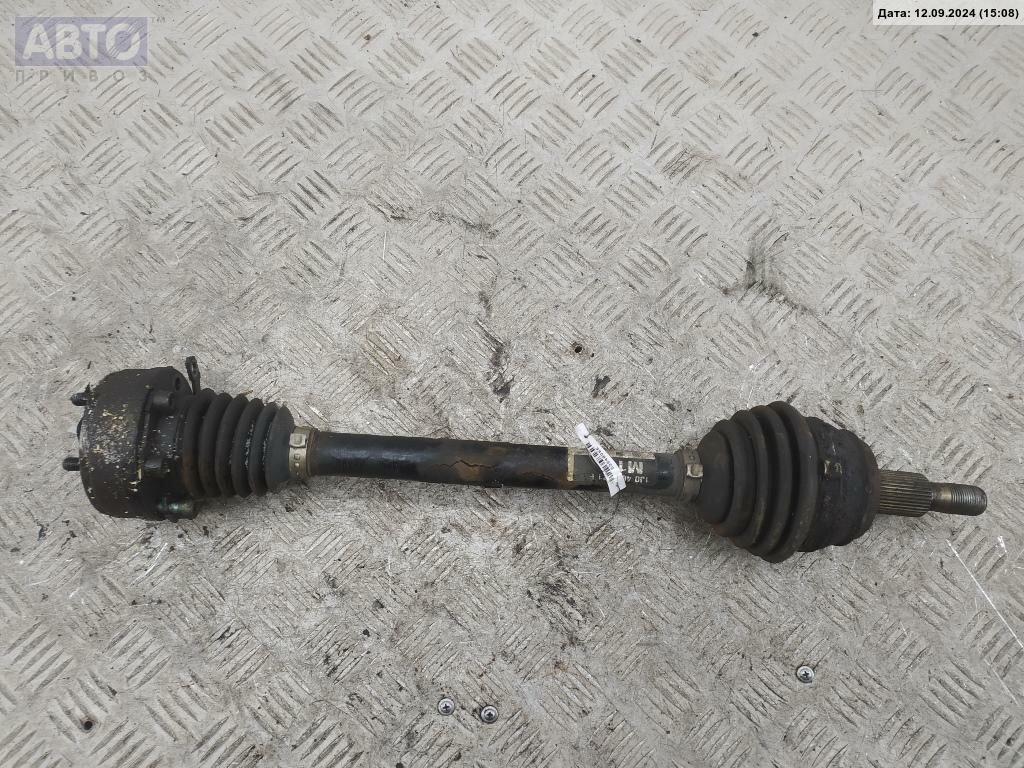 Полуось передняя левая Volkswagen Golf-4