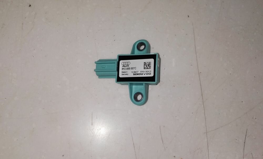 Датчик удара Audi A4 8K Q5