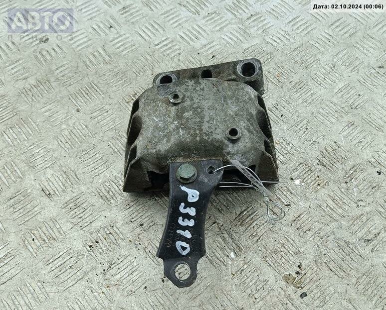 Подушка крепления двигателя Volkswagen Golf-4