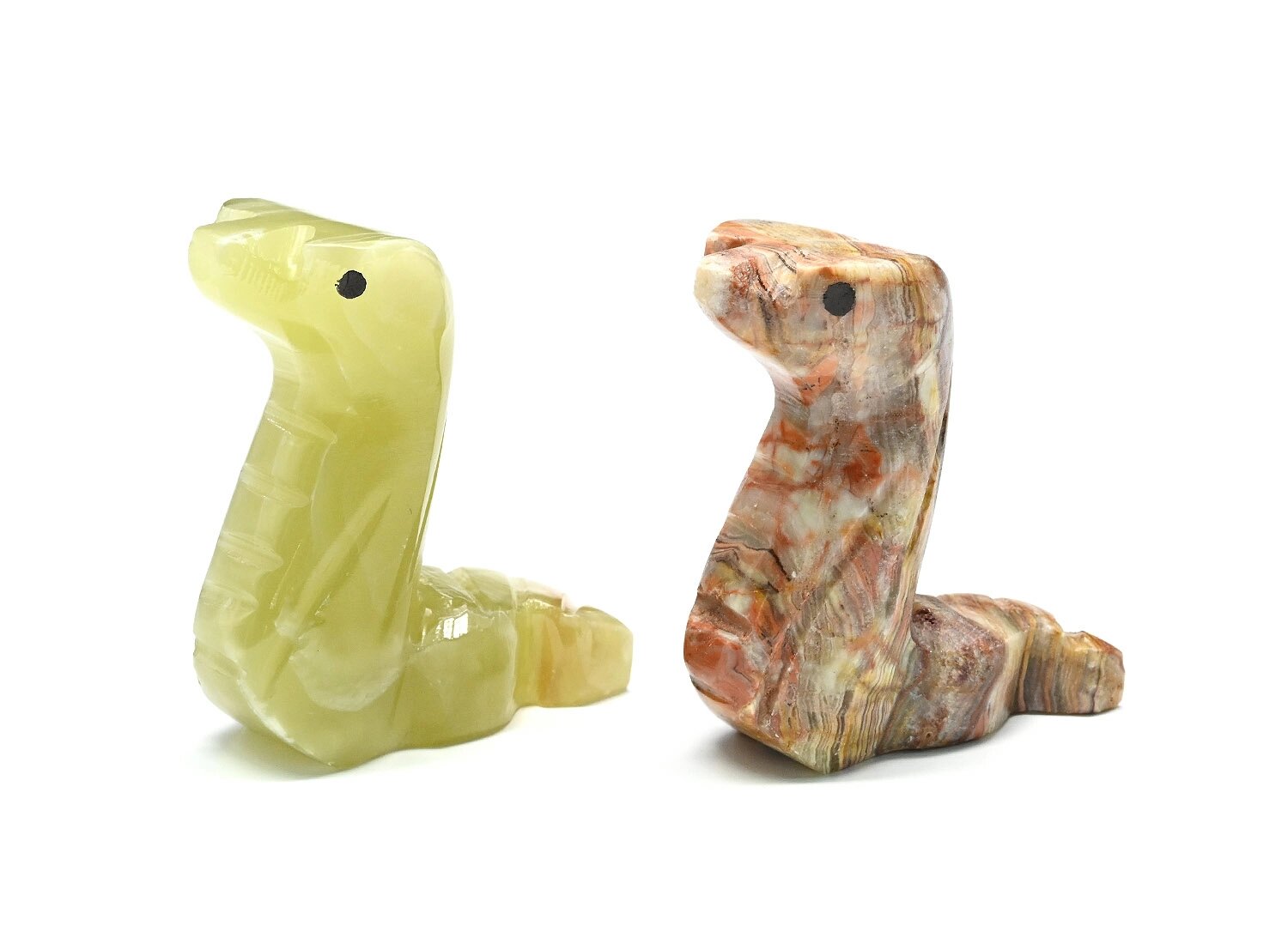 Змея из оникса №2,5 52*27*60мм .