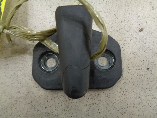 Ответная часть замка двери от Mercedes-Benz S-Class W220 1998-2005