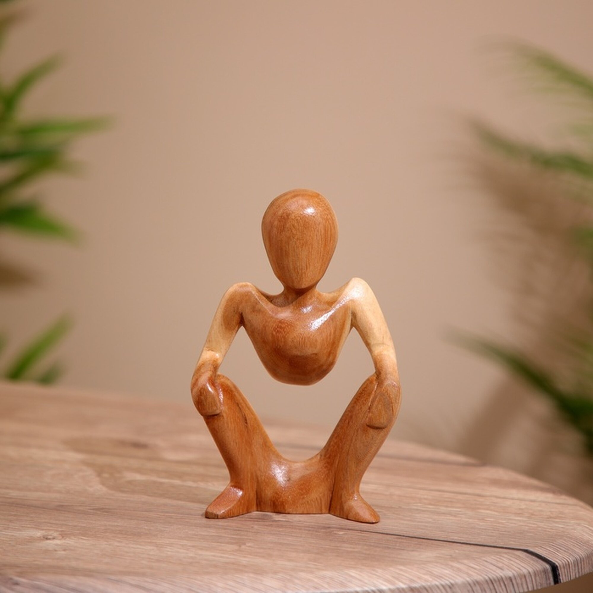 Статуэтка Сима-ленд "На чиле", дерево, ручная работа, бежевая, 17см