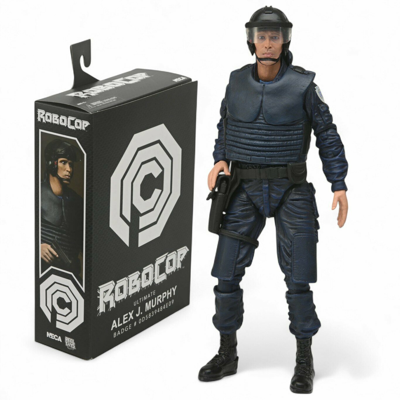 Фигурка коллекционная Алекс Мерфи "Робокоп Ultimate" от Neca, коллекционный набор, оригинальное издание