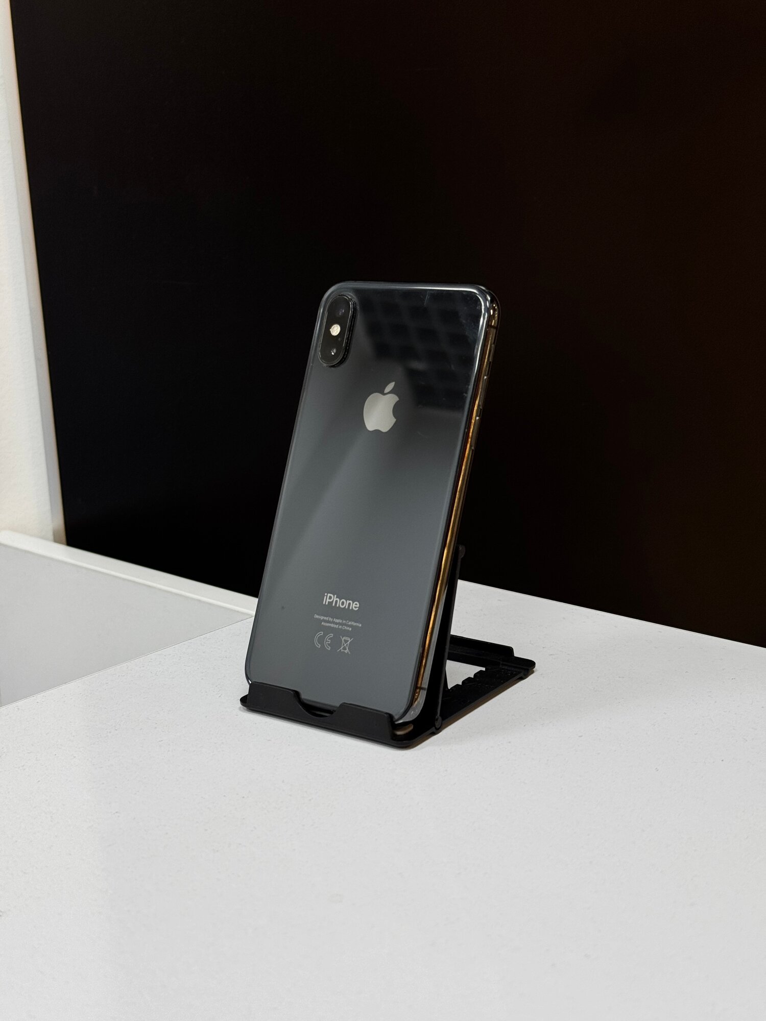 Смартфон Apple iPhone Xs 64 ГБ RU, nano SIM+eSIM, серый космос