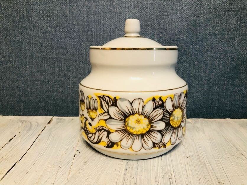 Сахарница винтажная "маргаритки", фарфор, позолота, 70-е г. г. Рига