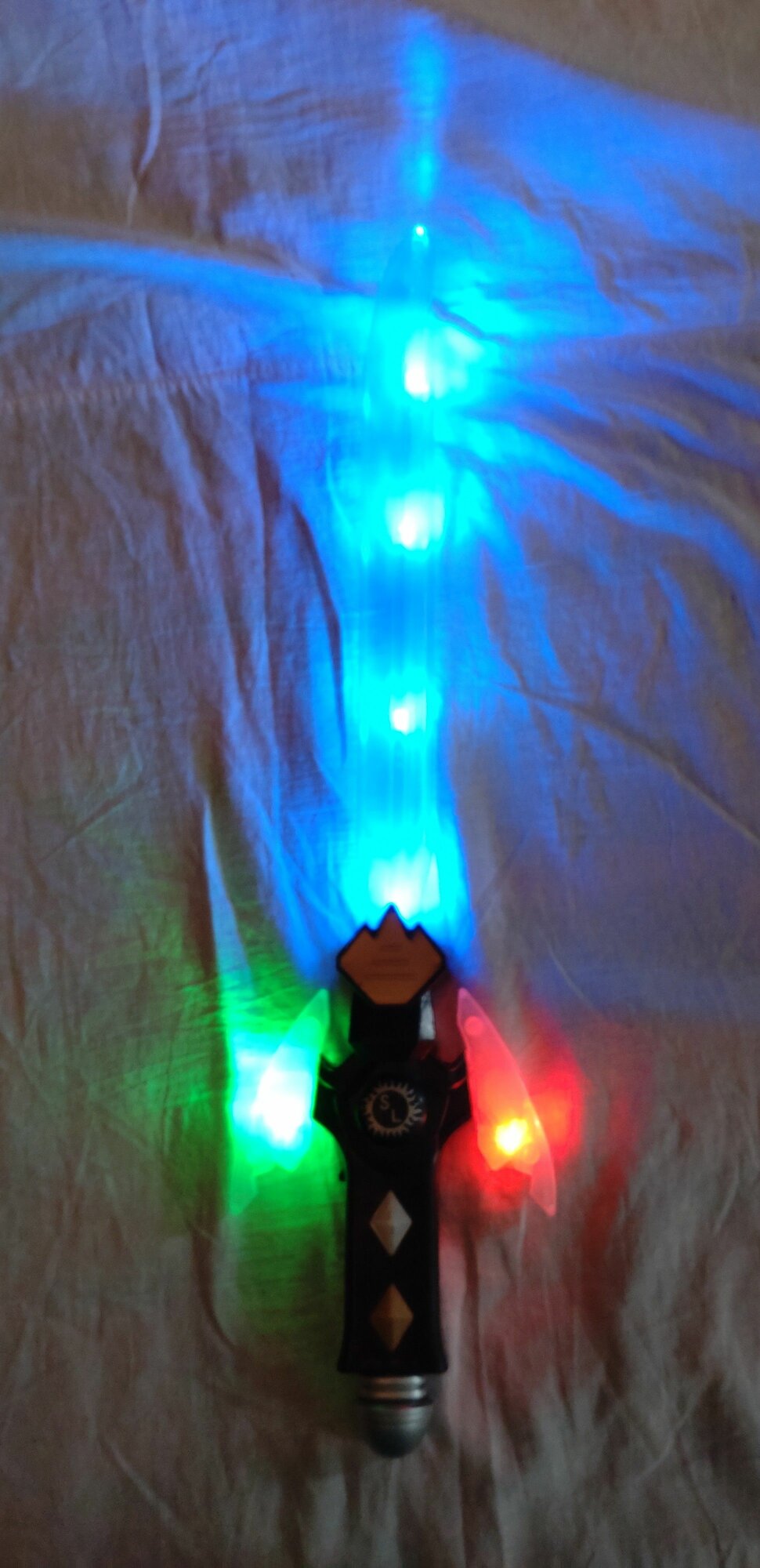 Меч со звуковыми и световыми эффектами, с проектором. Синий.