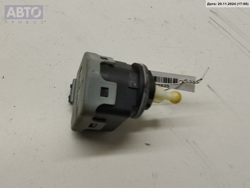 Корректор фар Audi A6 C5 (1997-2005)