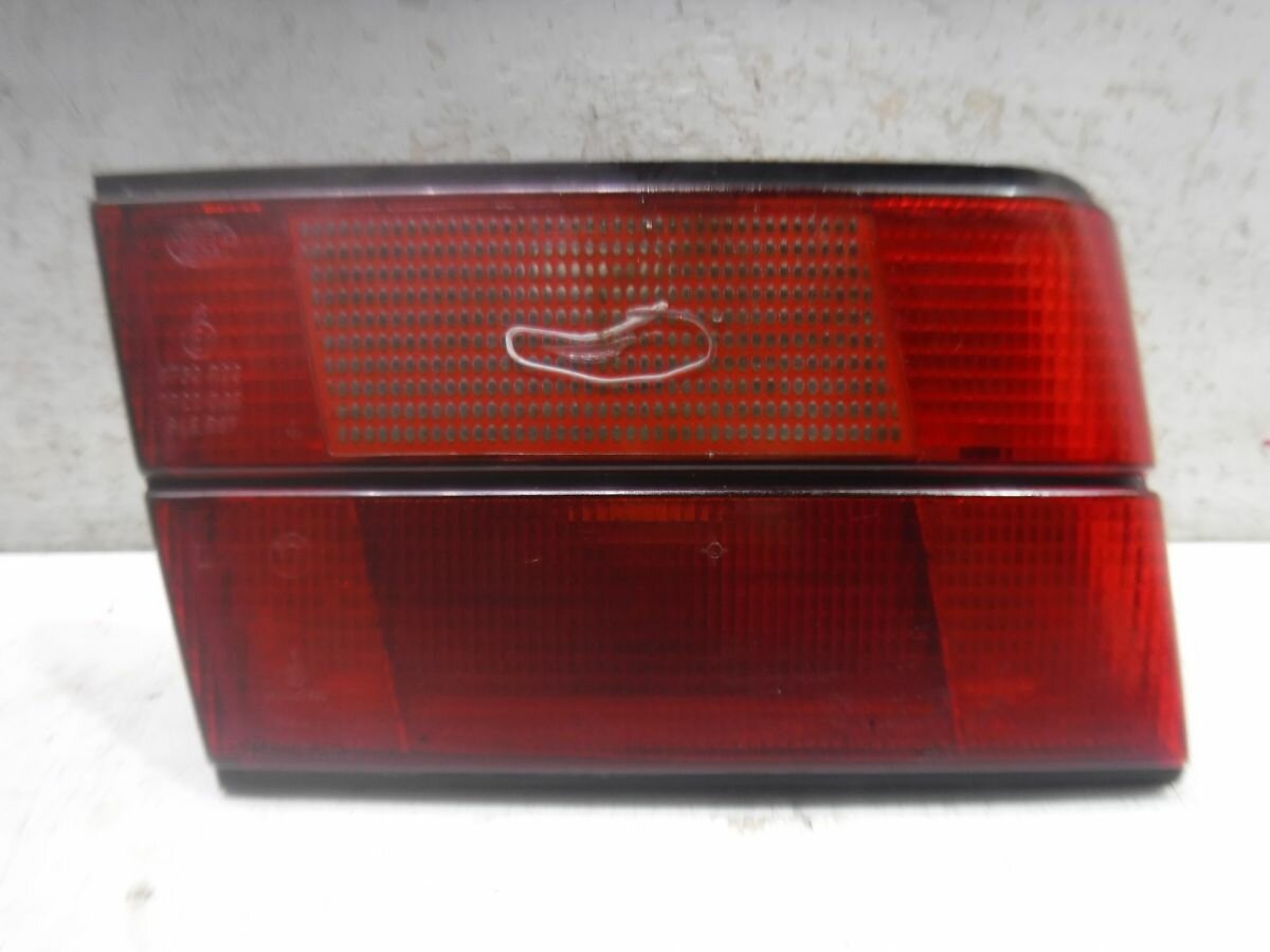 Фонарь задний левый BMW 5 серия E34 (1988—1996) 63211384011