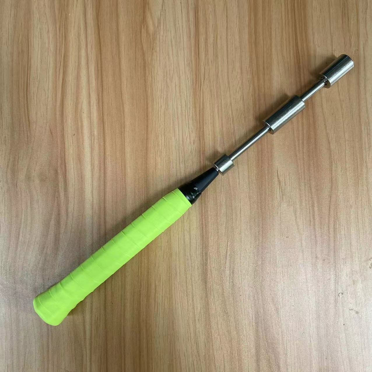 Тренажер для бадминтонной ракетки "Умный замах", звук, мигающий хлыст