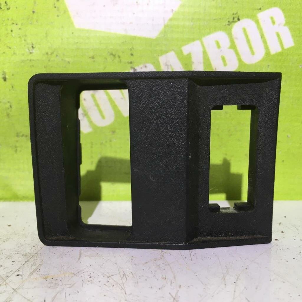 Накладка декоративная BMW 5-серия E34 88-95