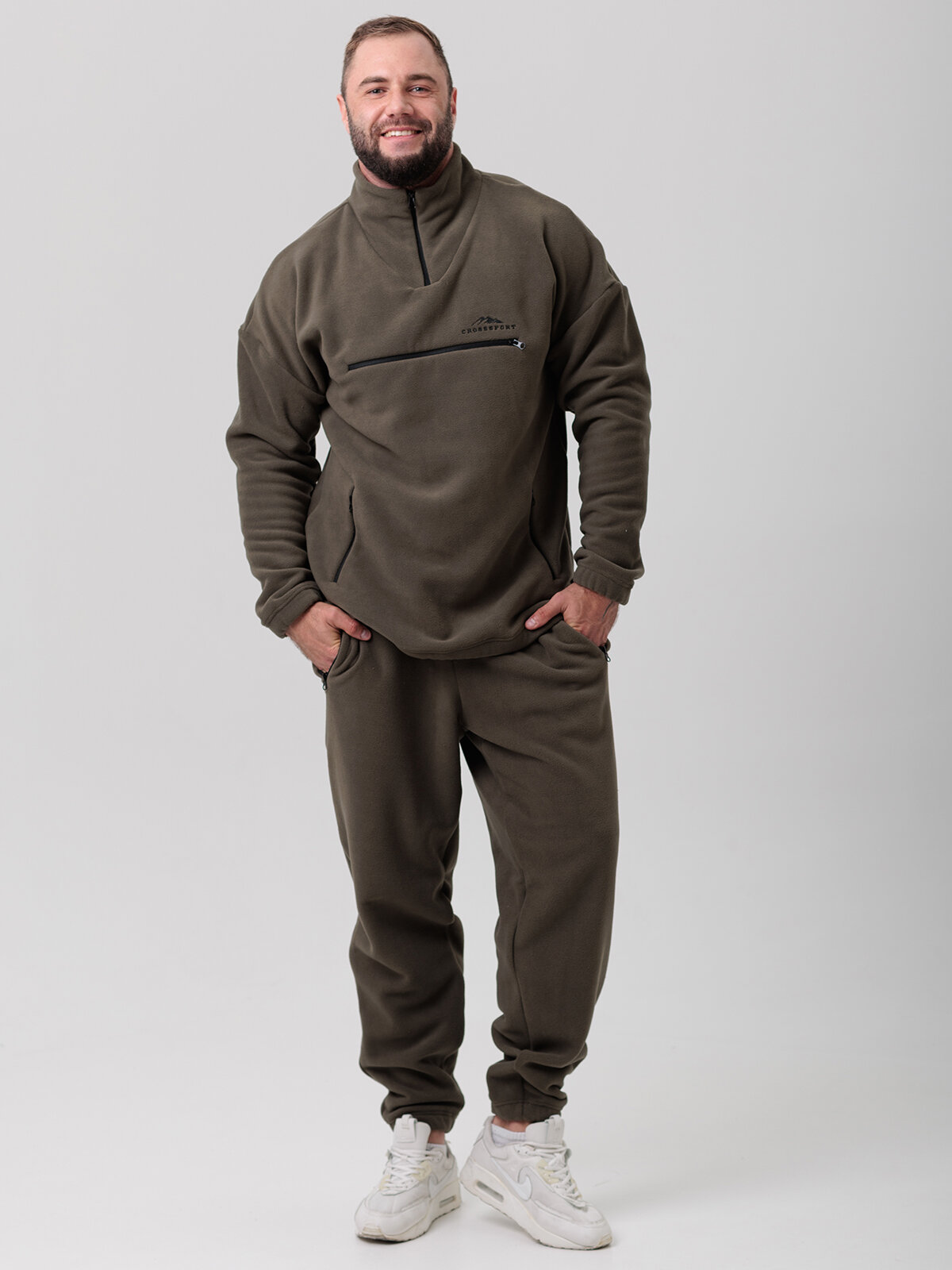 Костюм спортивный