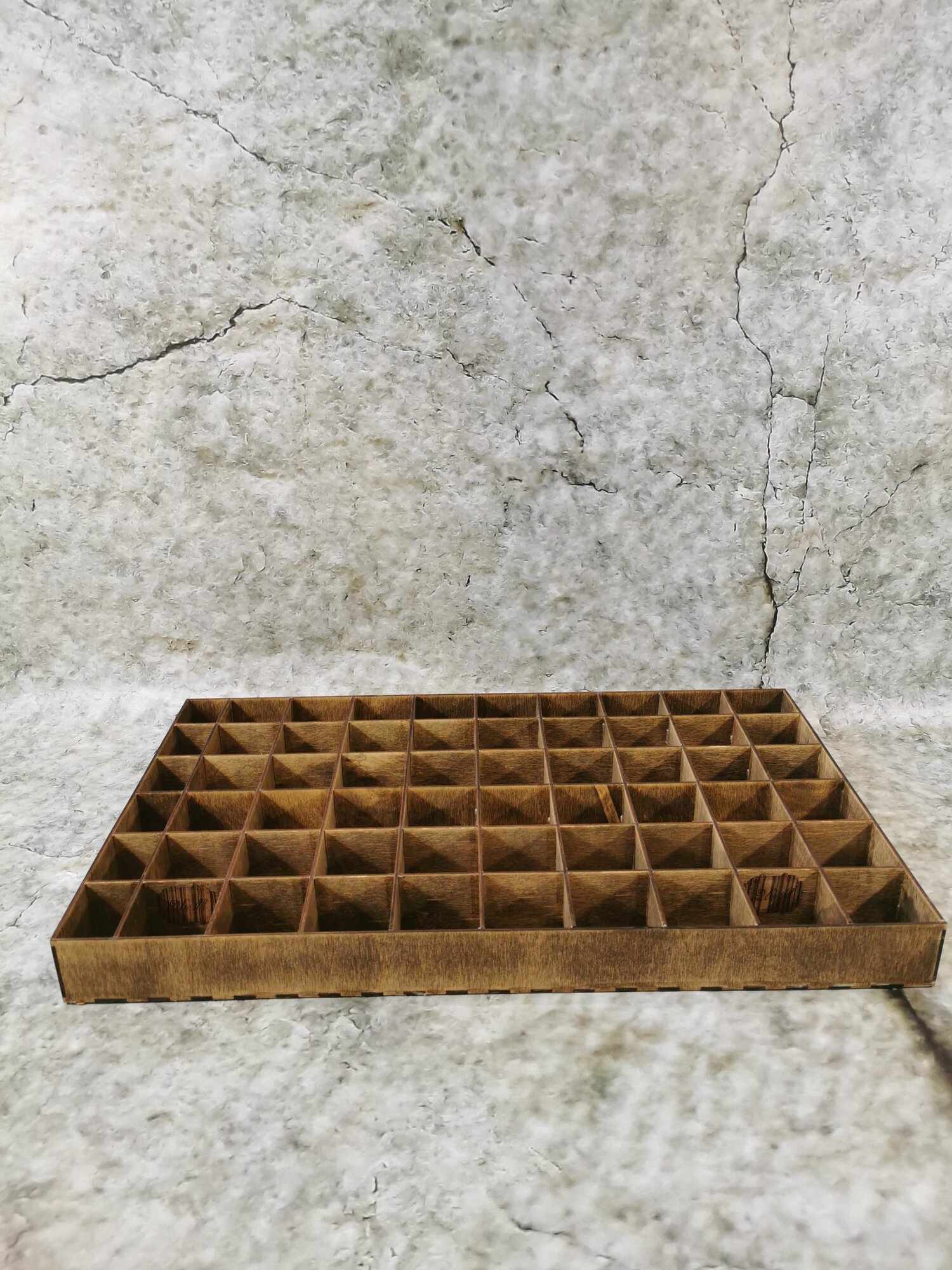 Деревянный лоток большой для хранения бижутерии, 60 ячеек