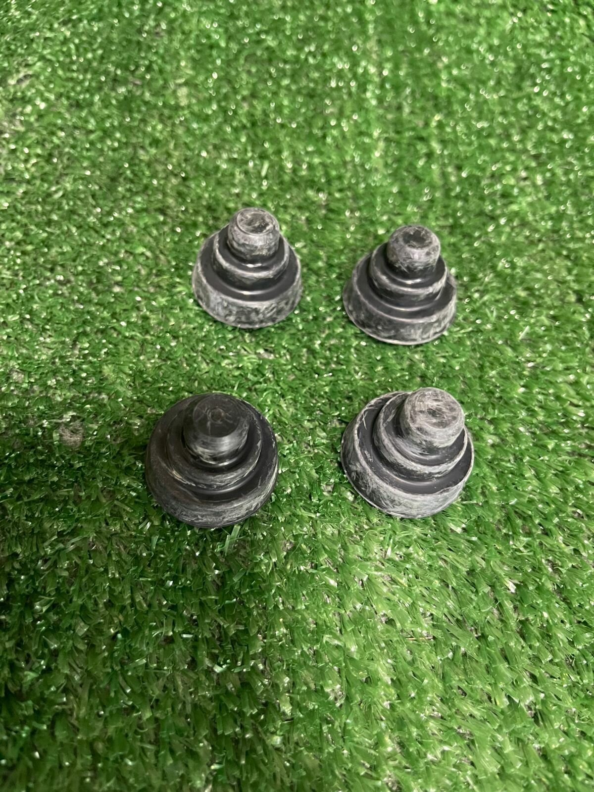 Комплект колпачков концевика двери для Renault Logan; Duster; Sandero; Lada Largus