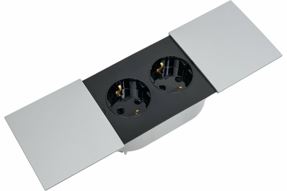 2 шт. Systeme Electric AtlasDesign Алюминий, Розетка c/з, со шторками, с крышкой, 16А, в сборе, ATN000328