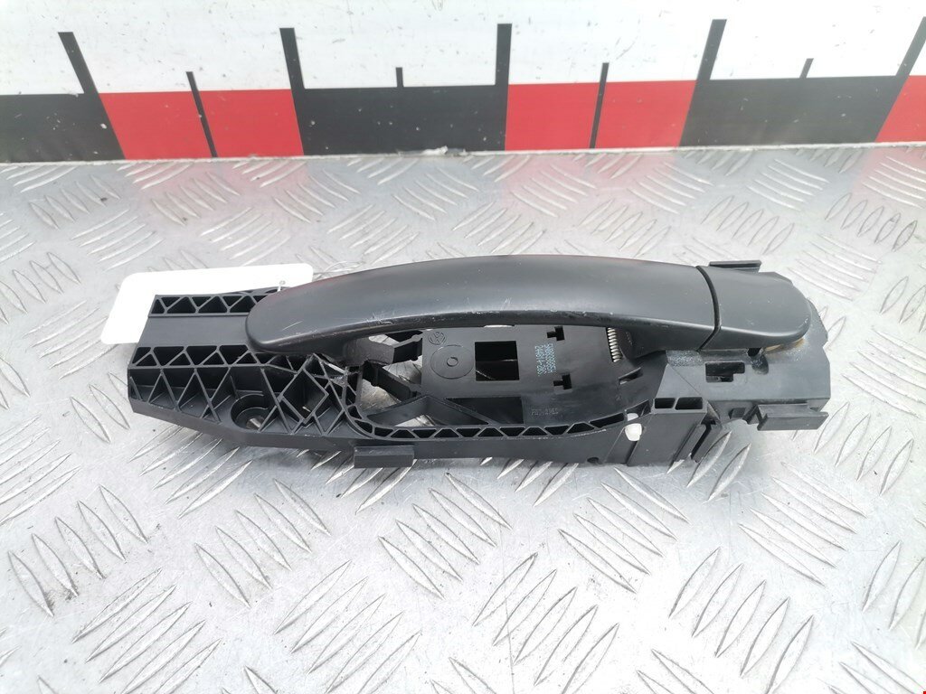 Ручка двери наружная задняя левая Skoda Rapid 1 5N0839885H арт. 1857450