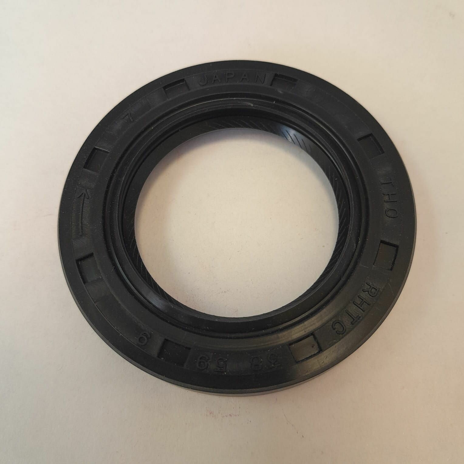 Сальник коленчатого вала передний THO 80673-8070 Subaru Leone 1.8 1979 - 1989; Alcyone AX двигатель EA82T. OEM: 80673-8070