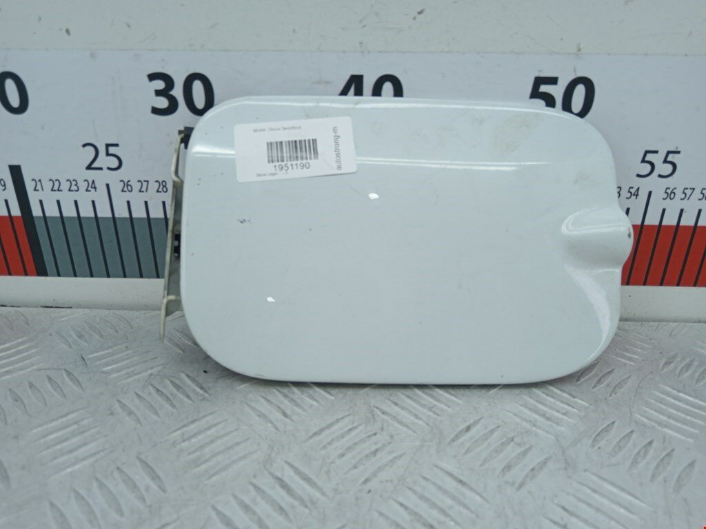 Лючок бензобака Renault Logan 1 8200389403 арт. 1951190