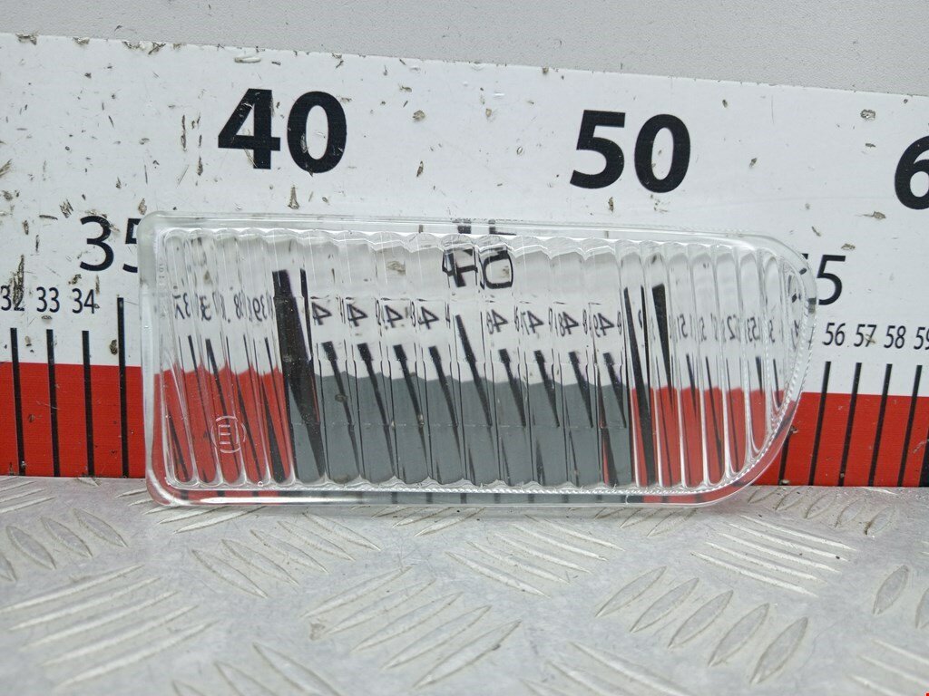 Фара противотуманная левая Audi 100 C4 арт. 2171378