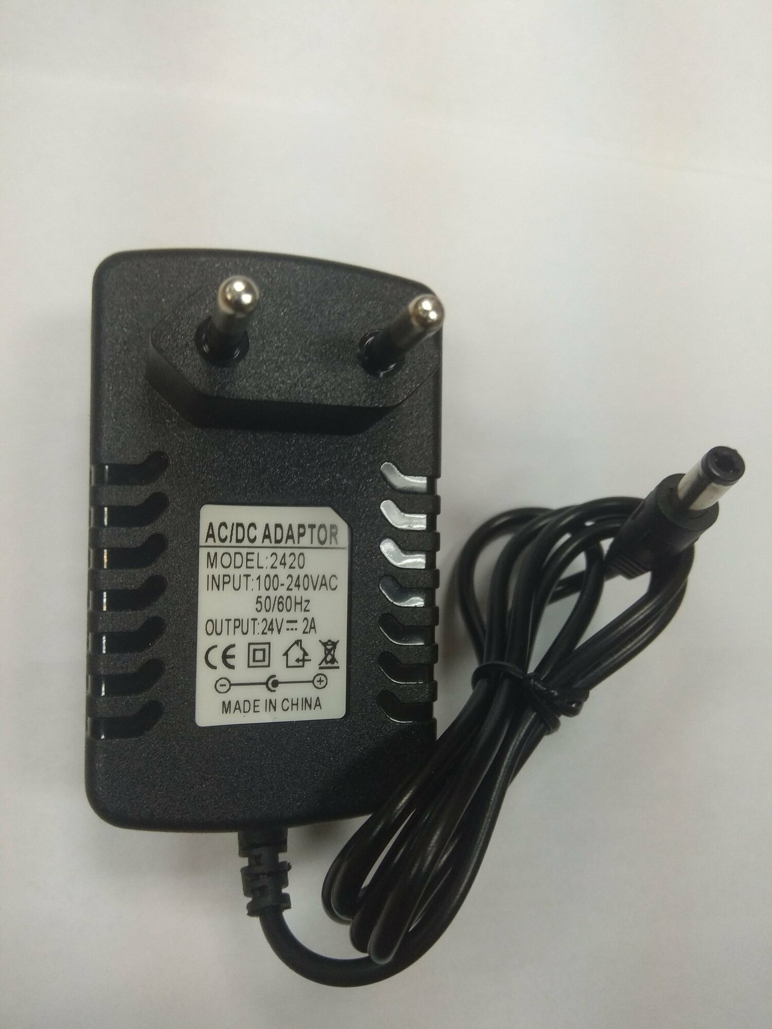 Блок питания AC 5.5x2.5мм, 24V, 2A (48W)