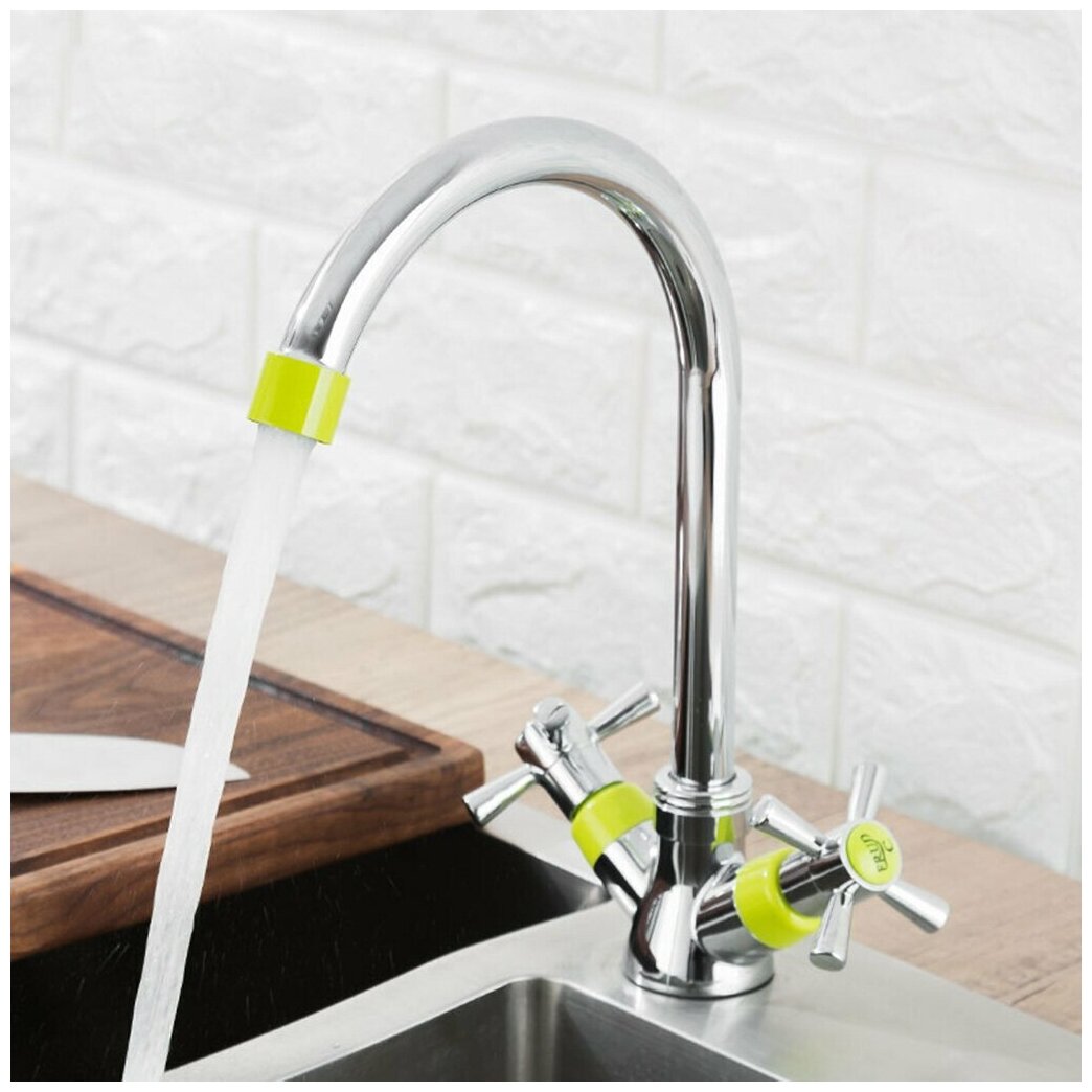 Смеситель для кухни (мойки) Frud R118 R49118 color хром/зеленый, силумин, поворотный излив, управление вентильное