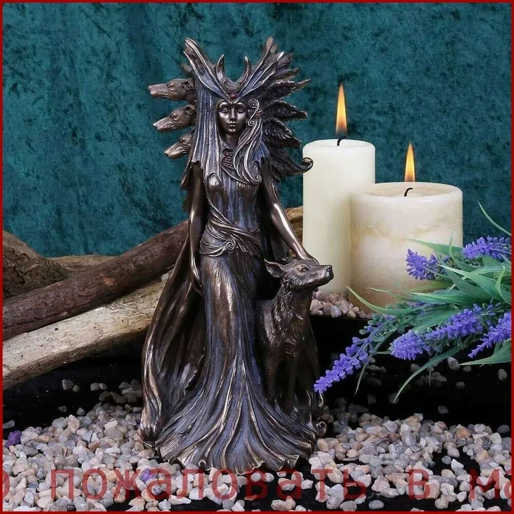 Статуэтка богини Гекаты / статуэтка для интерьера