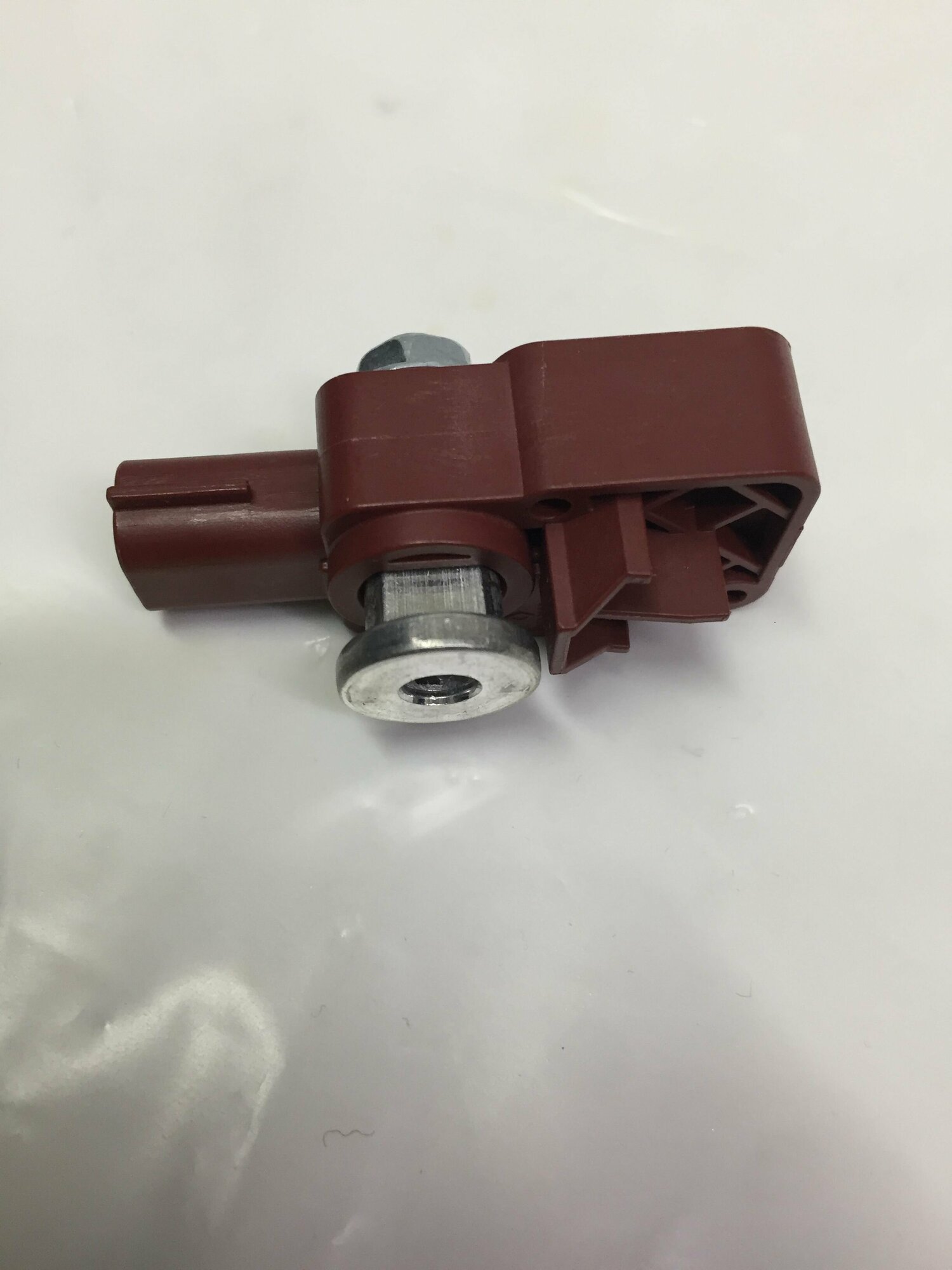 Датчик бокового удара RENAULT 988308712R Logan II, Sandero , Duster II