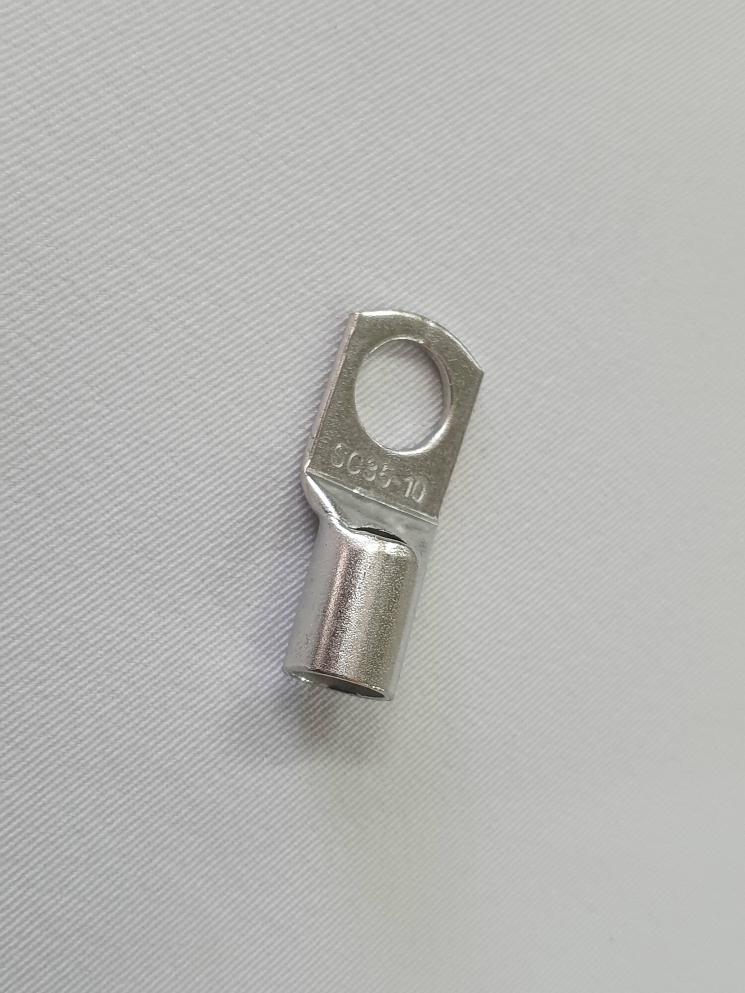 Наконечник кольцевой D10.5мм, сеч. пров. 35мм кв. ТМЛ 35-10 Nord Yada