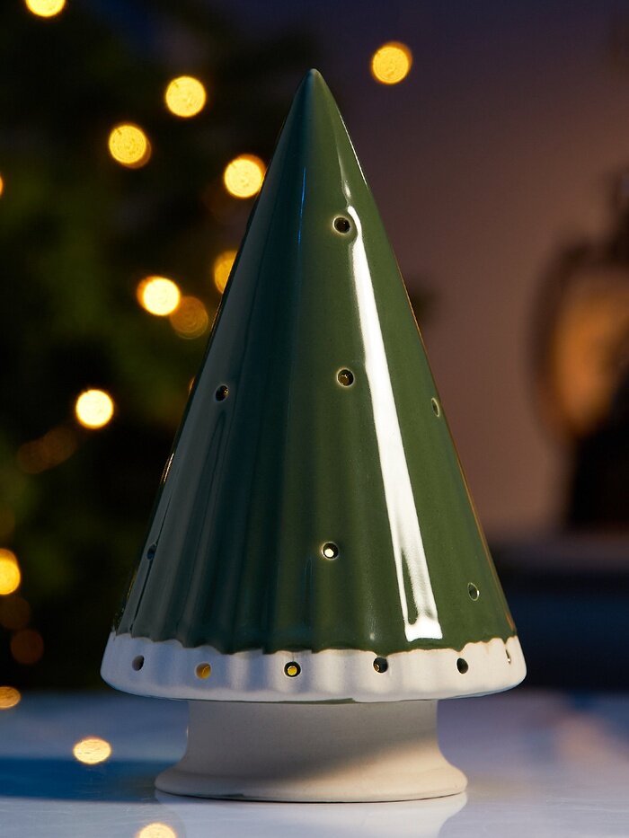 Светодиодная фигура Ёлочка зелёная , 16.7 9.7 9.7 см, 1 LED, керамика, от батареек LR44 3, тёплый белый свет