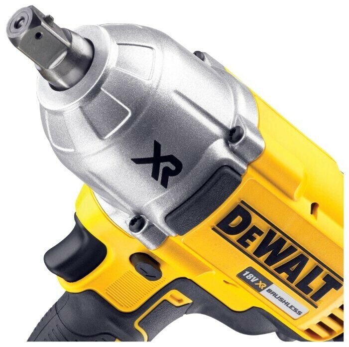 Аккумуляторный гайковерт DeWalt DCF899N