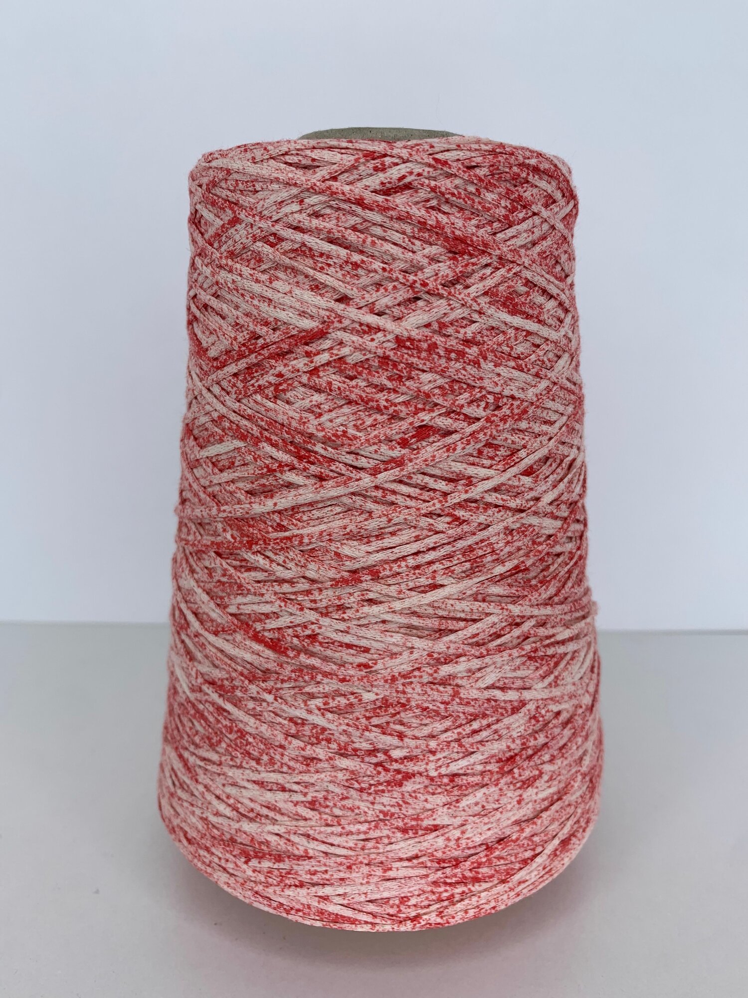 WAX - Pinory Filati S.p.A; 100% хлопок; 320м/100гр; col. 9060 spruzzo; вес: 250гр; italyyarn