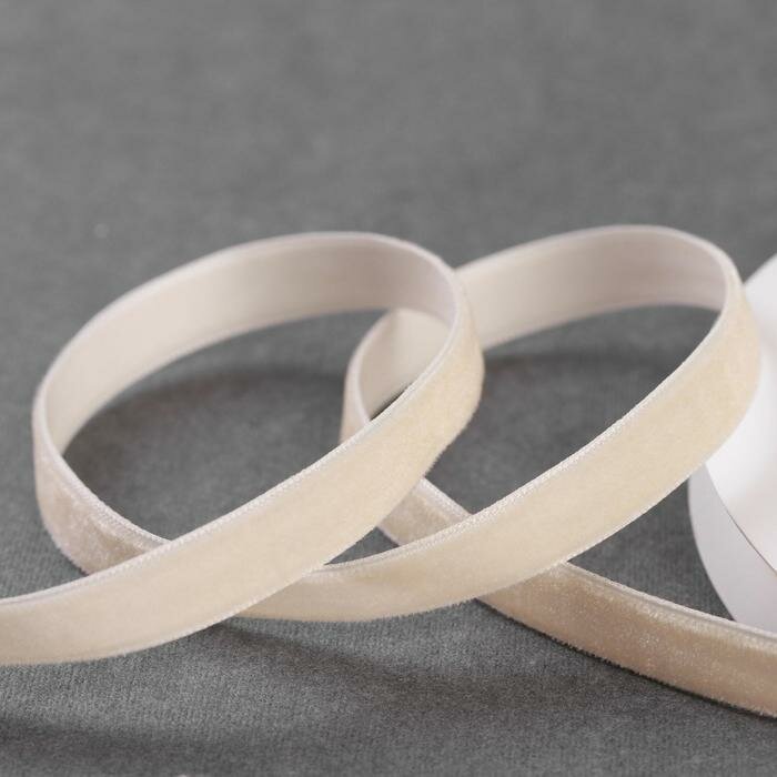 Лента бархатная, 10 мм, 18 1 м, цвет молочный 04