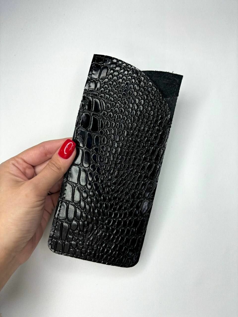 Футляр из натуральной кожи для очков XL/Чехол кожаный/Очечник крокодил черный