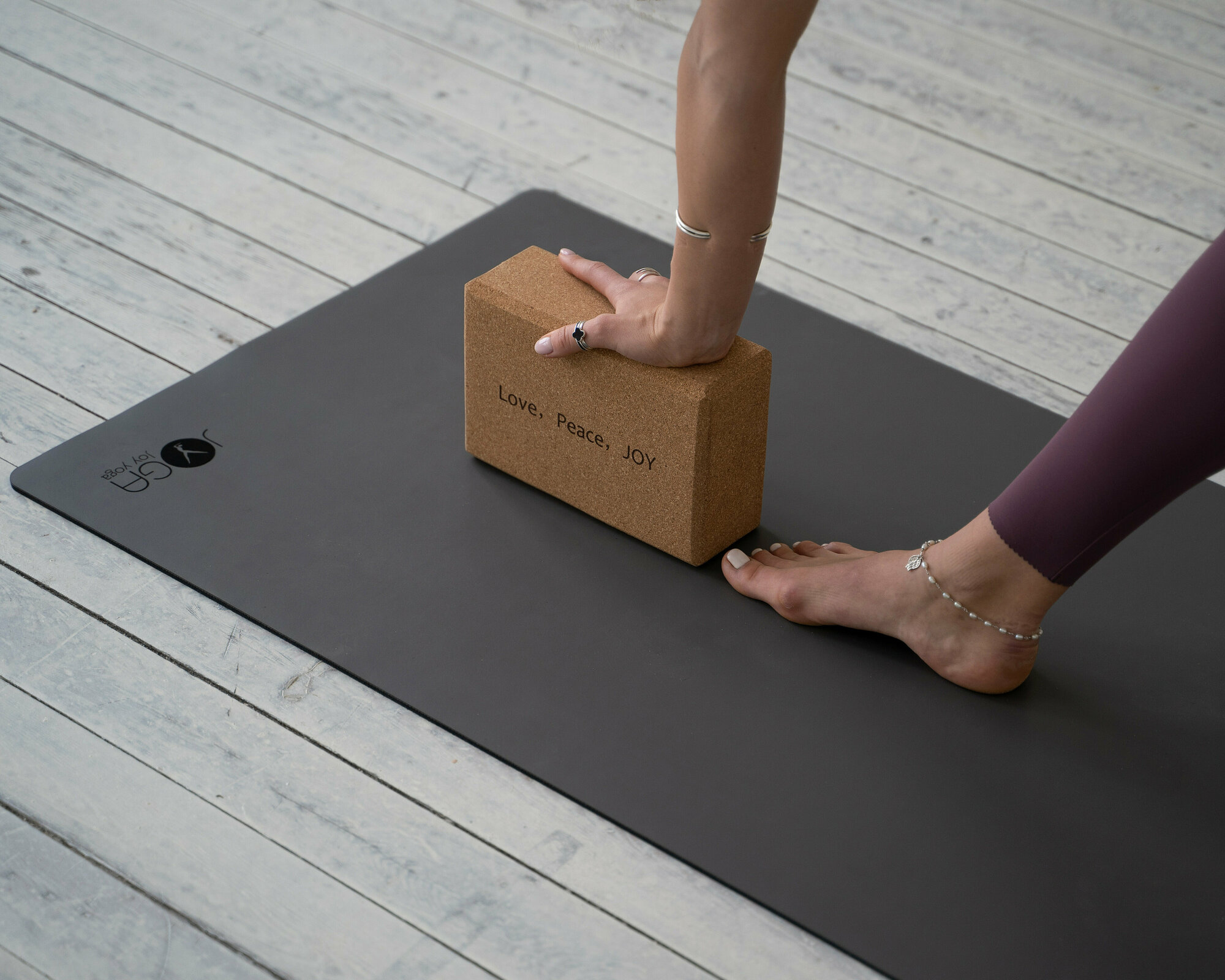 Коврик из натурального каучука JOY Yoga Flow