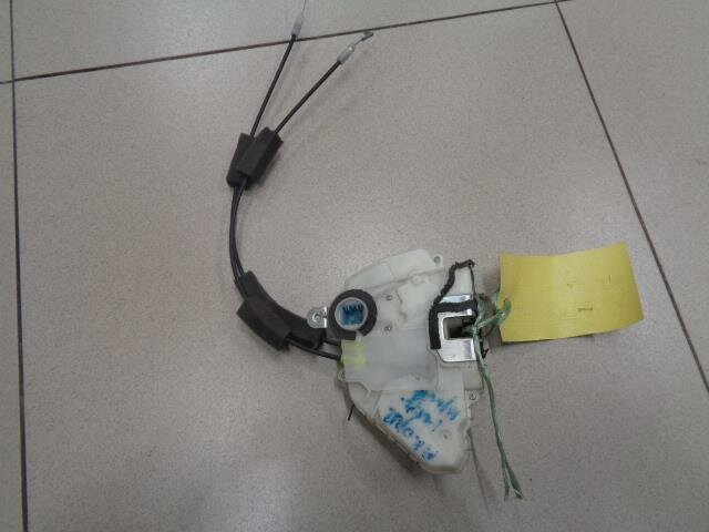 Замок двери передней правой от Honda Accord 8 2008-2013