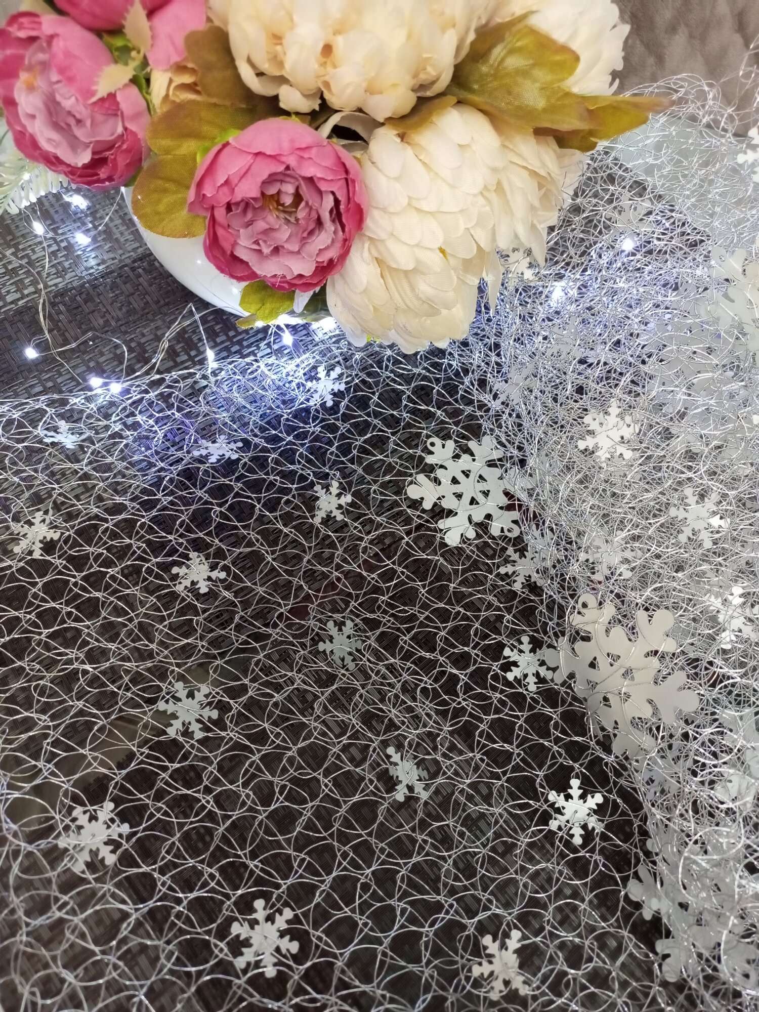 Украшение декоративное "Сетка со снежинками" Winter Wings, 160 см