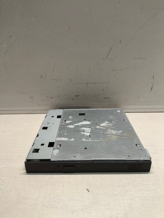 Привод CD-ROM 314933-MD1 222837-001 GCR-8240N HP 12.7 IDE