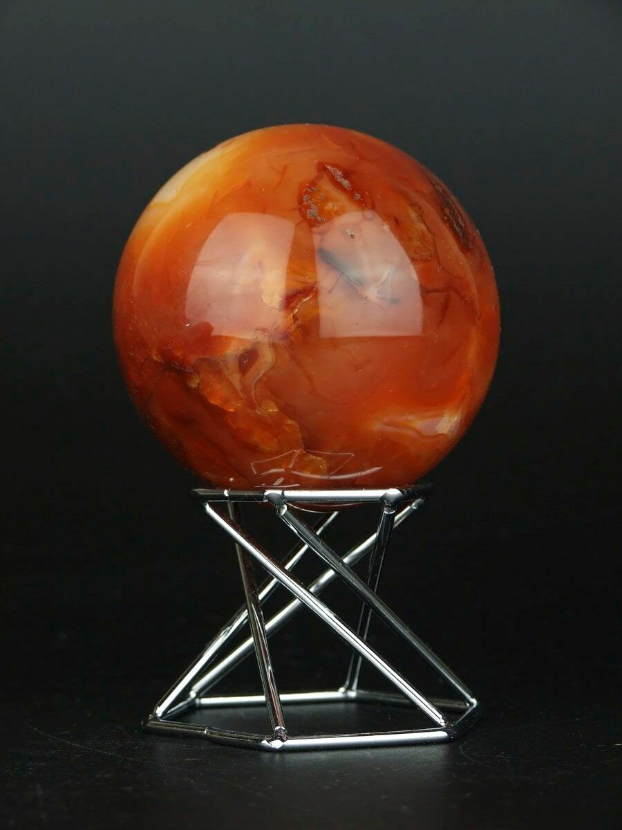 Сердолик - Шар диаметр 64 мм на подставке - Мадагаскар