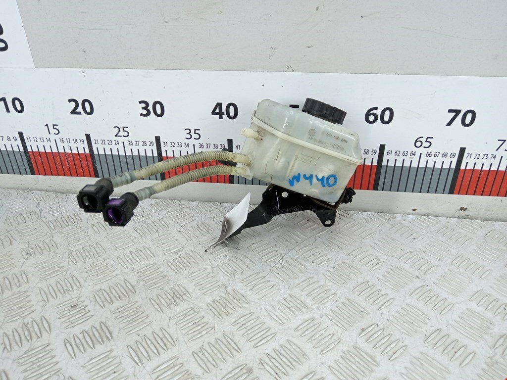 Бачок тормозной жидкости Opel Corsa D 93189752 арт. 1969520