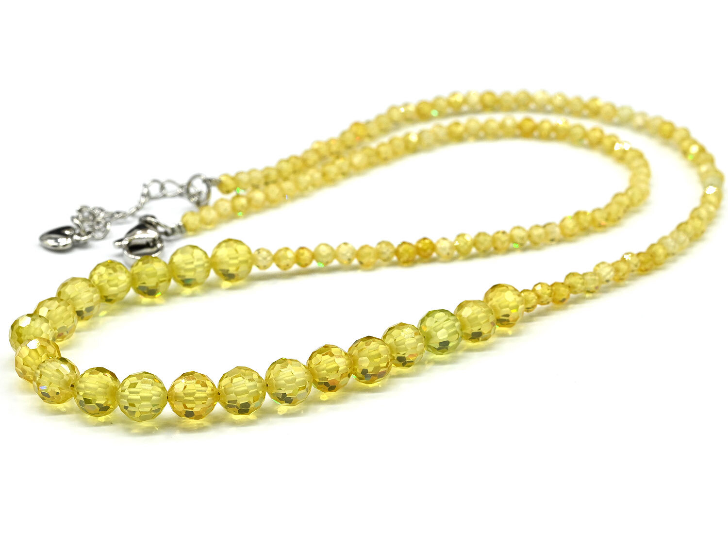 Бусы, фианит