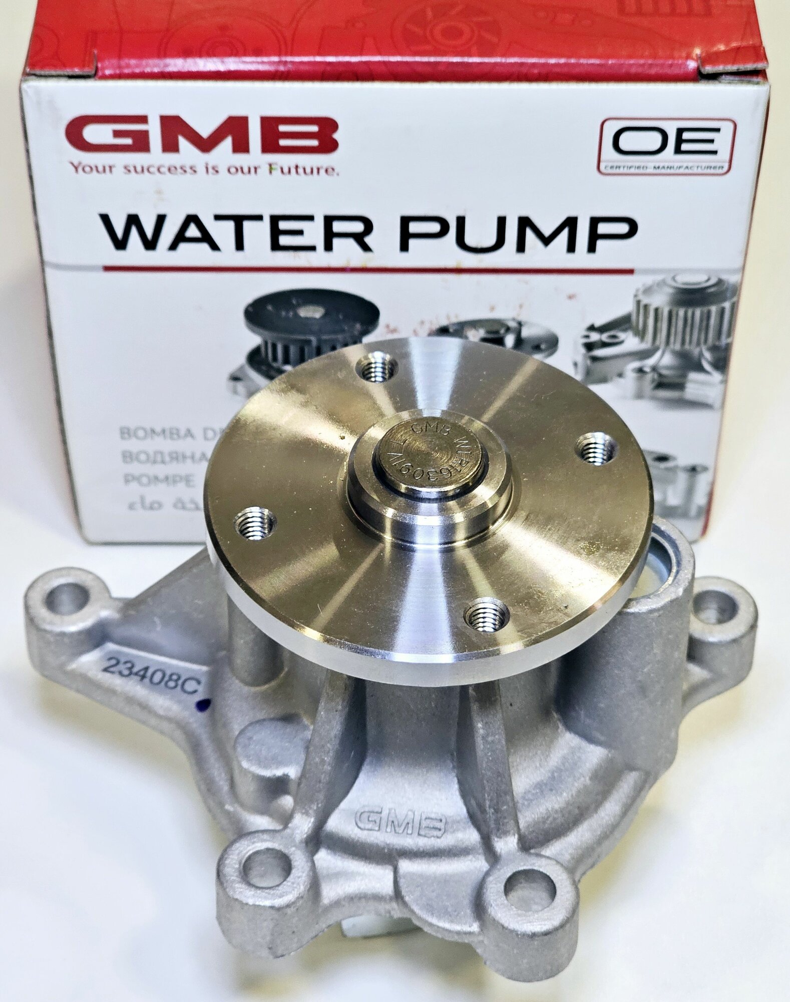 GWHY85A Насос водяной SOLARIS 10-/ CRETA 15-/ i20 10-/ RIO 10- (с прокладкой) (GMB)